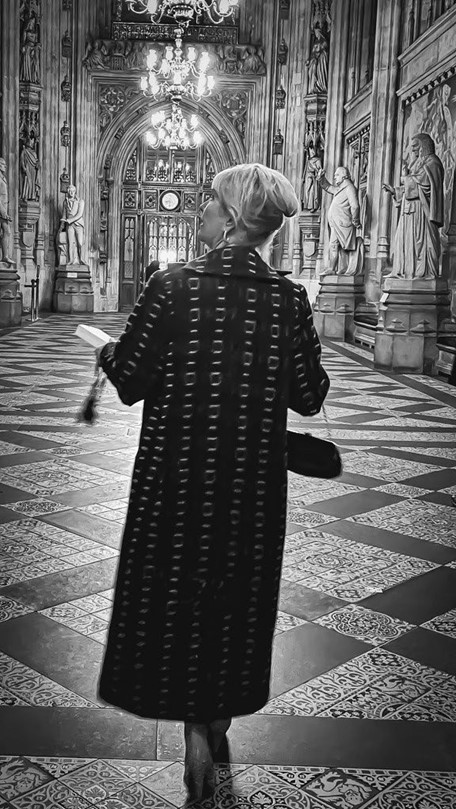 First Female Rotary President Wears Goodwill Coat to Meet The King ...