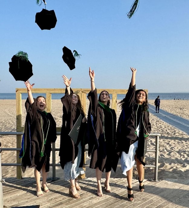 Thrifted Graduation Outfit Inspiration: Stylish, Sustainable, Smart ...